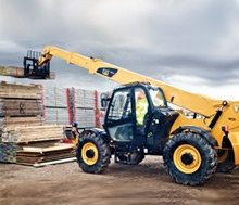 CAT Teleskoplader | BaumaschinenVergleich.net